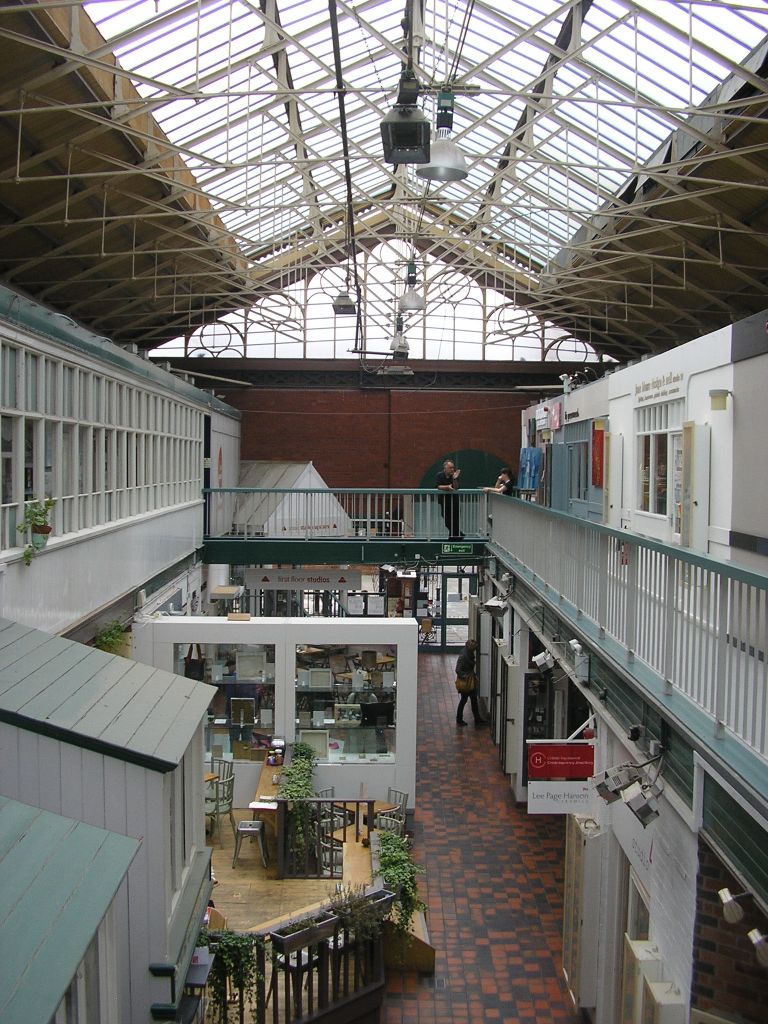 A Mancunian Tour – Hidden City – A Review – Robert Leeming